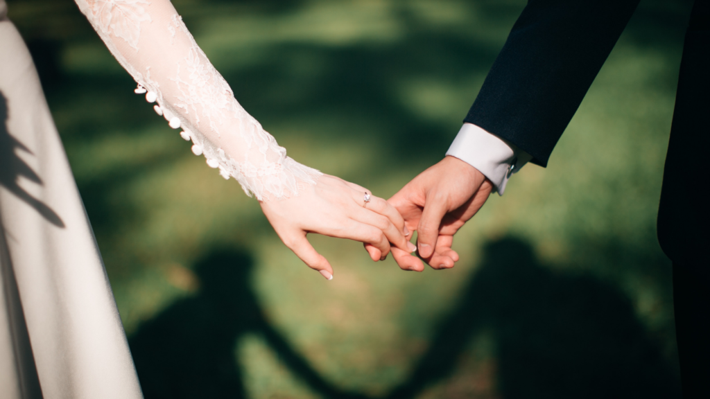 Postponing Your Wedding: How To Celebrate Your Original Date